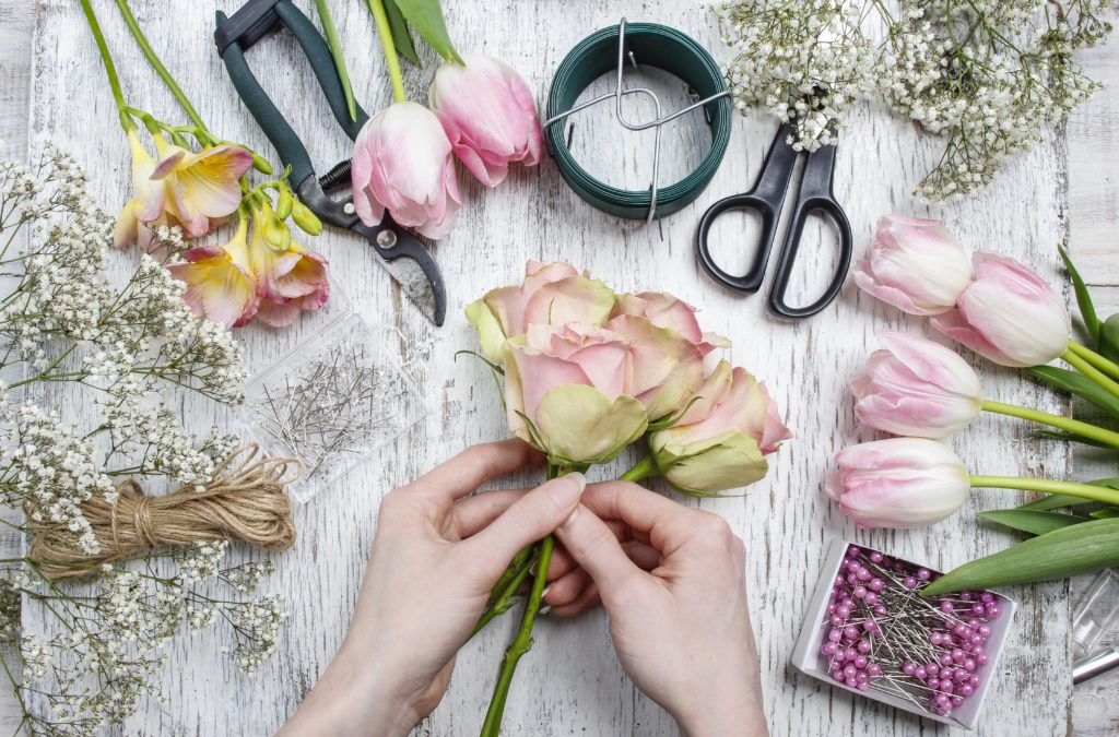 Floristry Tips to Keep Flowers Fresh for Longer